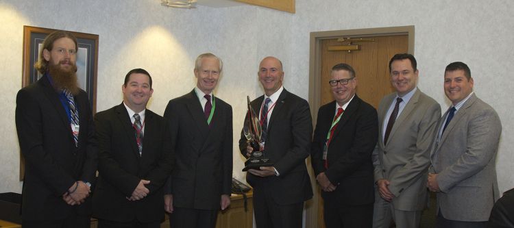 Harwin Awards Digi-Key with Global Distribution Price - ElektronikFOKUS